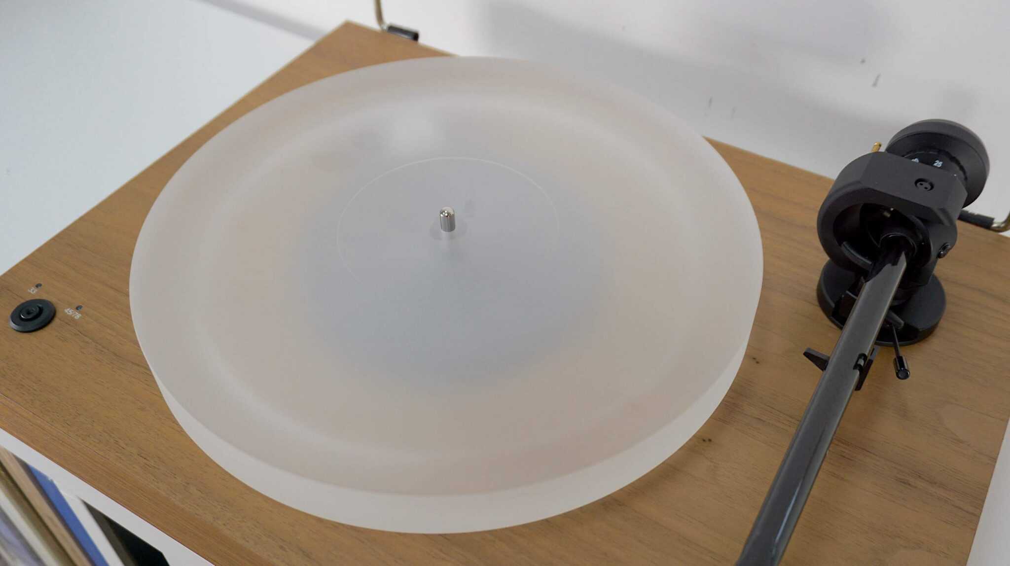 X2 B TURNTABLE FROM PRO-JECT - The Audiophile Man