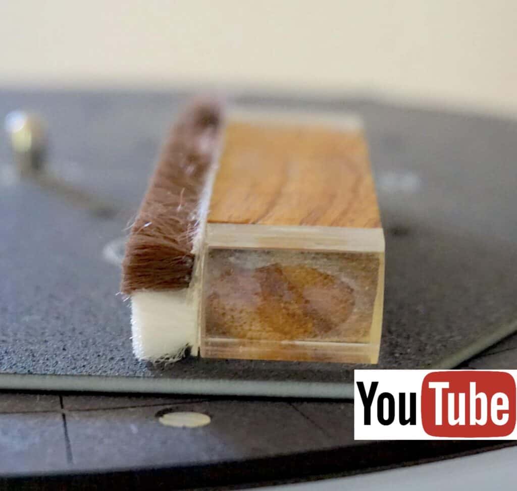 HART VINYL BRUSH - The Audiophile Man