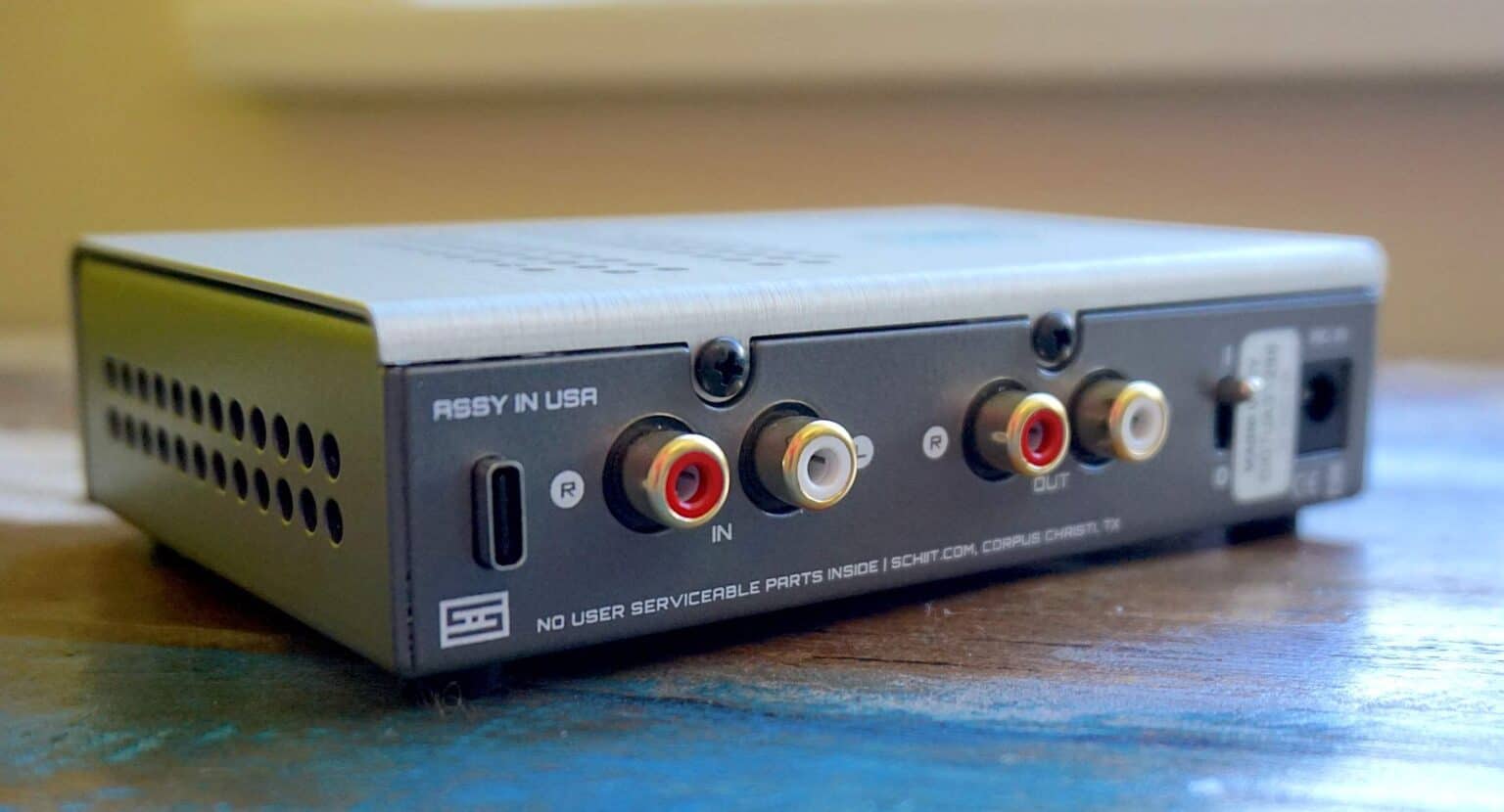 MAGNI HEADPHONES AMP/DAC FROM SCHIIT - The Audiophile Man