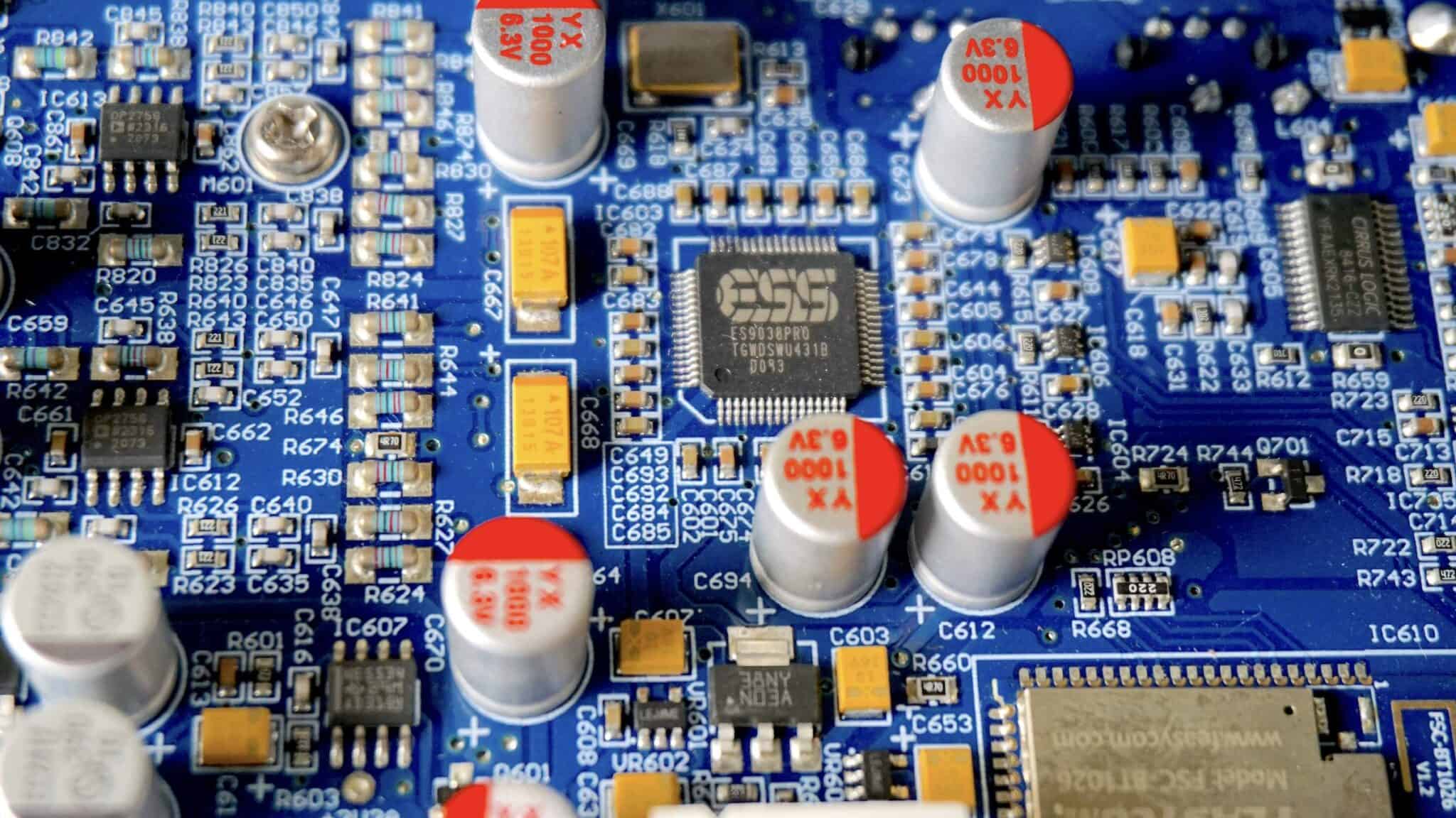 AUDIOLAB 9000Q/9000P PRE & POWER AMPS - The Audiophile Man