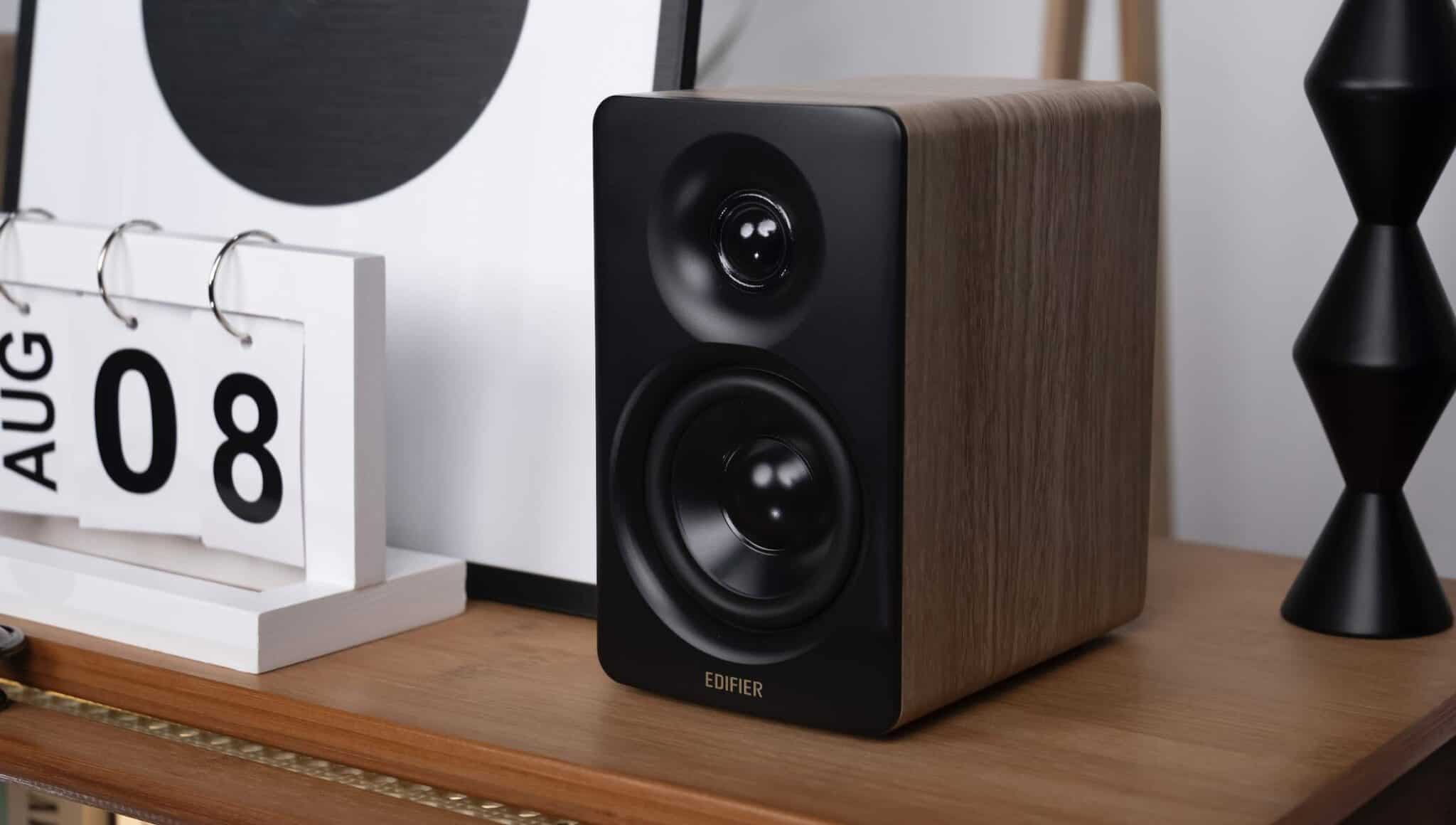 EDIFIER UP CLOSE & PERSONAL: THE MR3 & M60 - The Audiophile Man