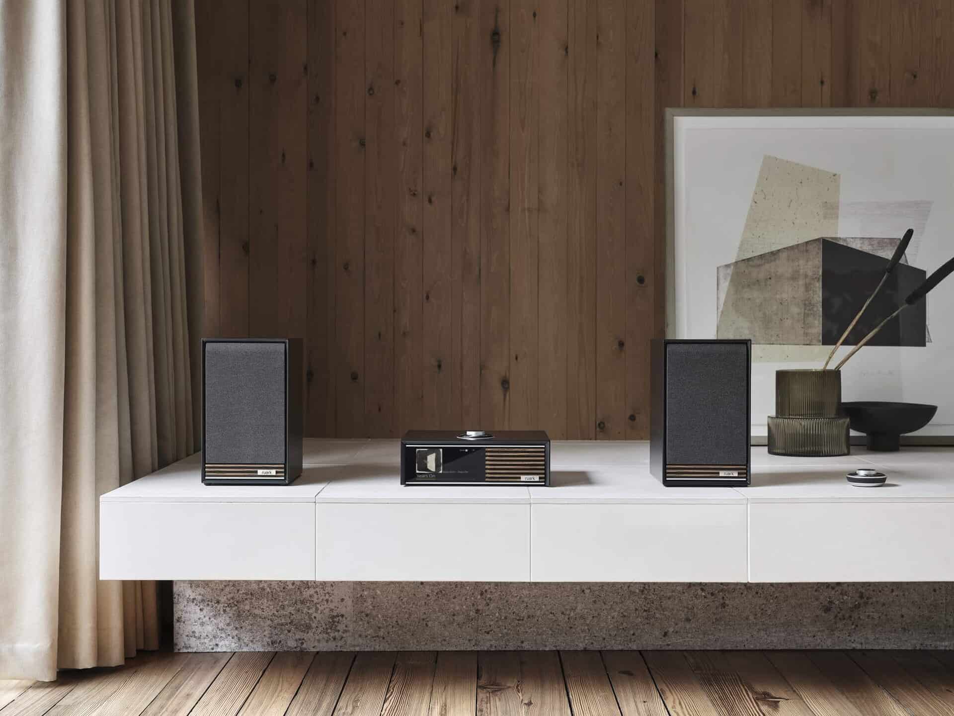 R610 MUSIC CONSOLE FROM RUARK - The Audiophile Man