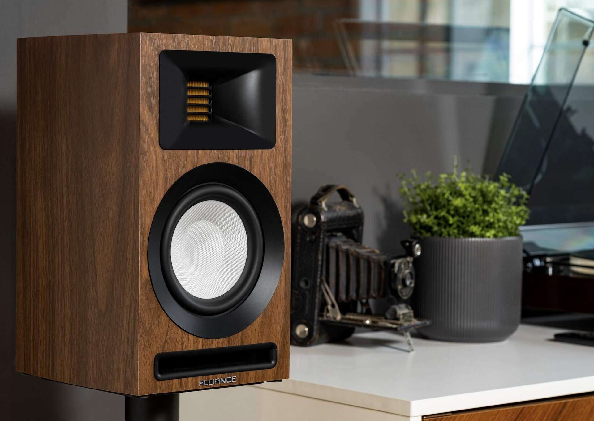 RI71 & RI91 FROM FLUANCE - The Audiophile Man